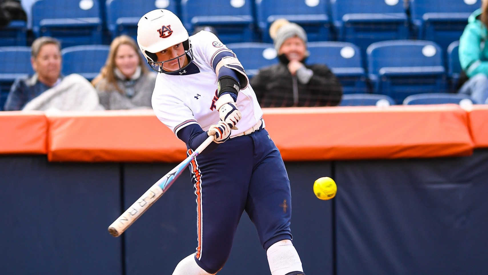 Ellis honored as Louisville Slugger/NFCA Division I Player of the Week ...