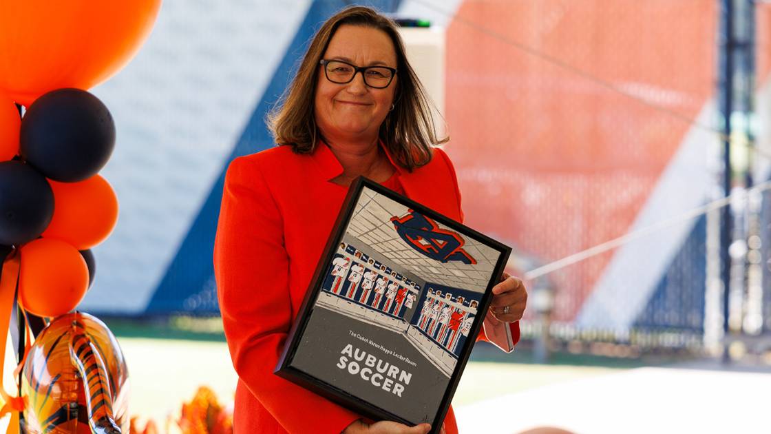 Auburn Soccer dedicates Coach Karen Hoppa Locker Room - Auburn Tigers ...