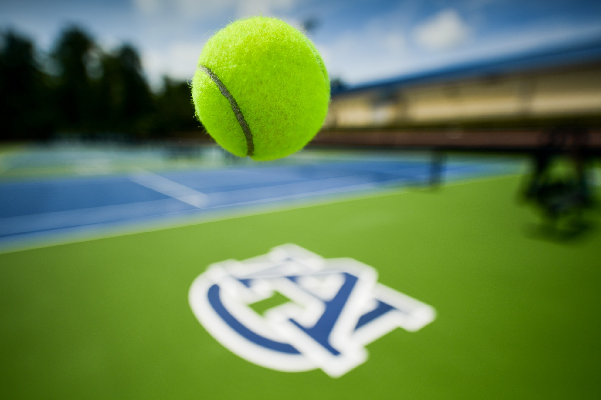 Cogan with two victories during first day of Roberta Alison - Auburn ...