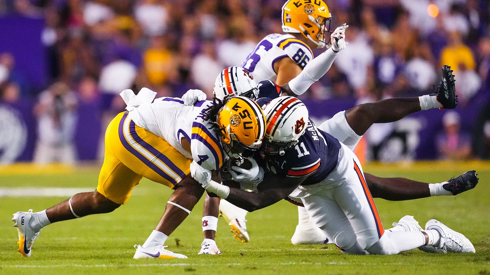 Auburn falls 48-18 at No. 22 LSU - Auburn Tigers - Official Athletics ...