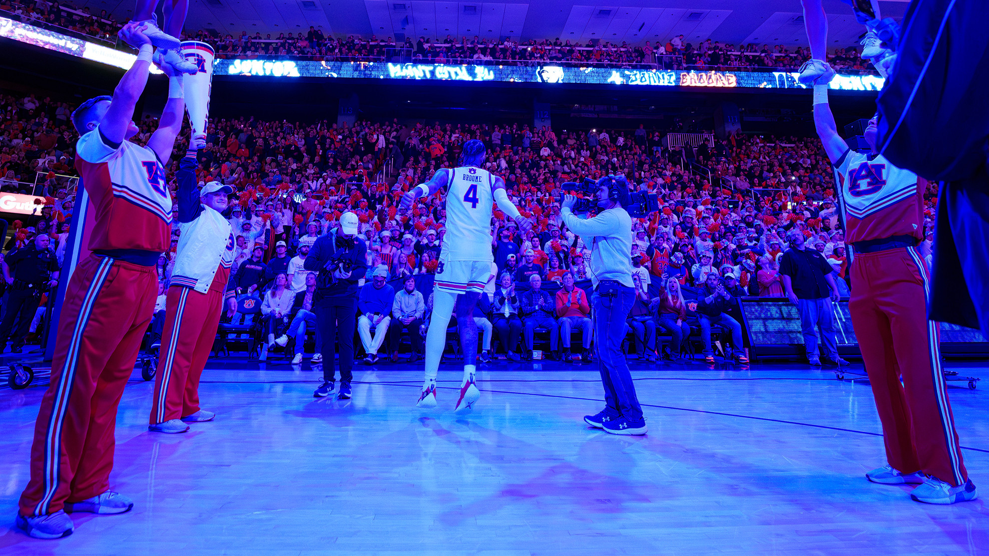Tigers to host FAU in a charity exhibition game at Neville Arena ...