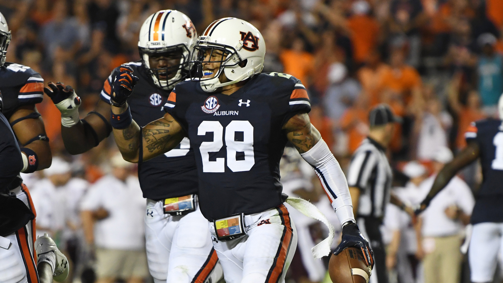 'Big time' Auburn defense delivers again - Auburn Tigers - Official ...