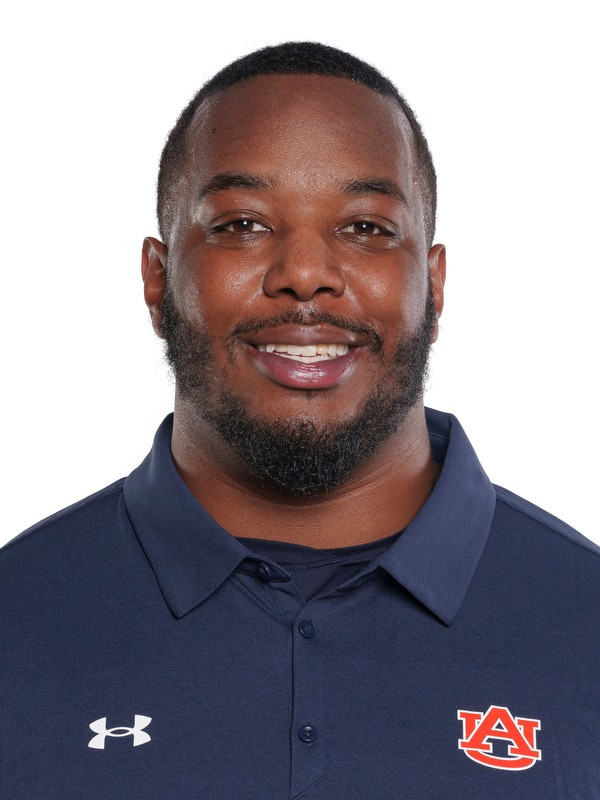 Avery Jones - Football 2023 - Auburn Tigers - Official Athletics Website